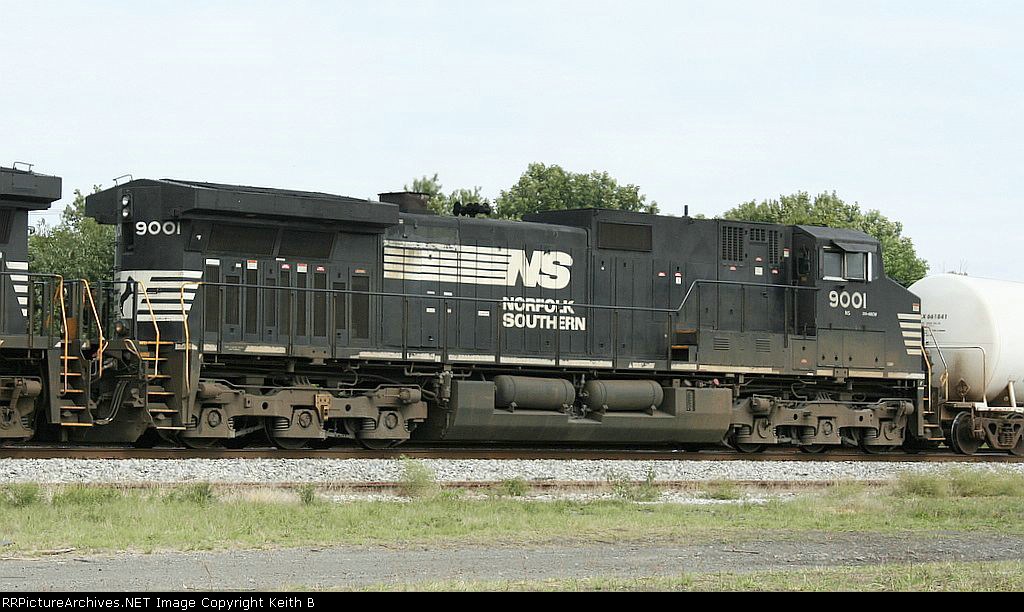 NS 9001